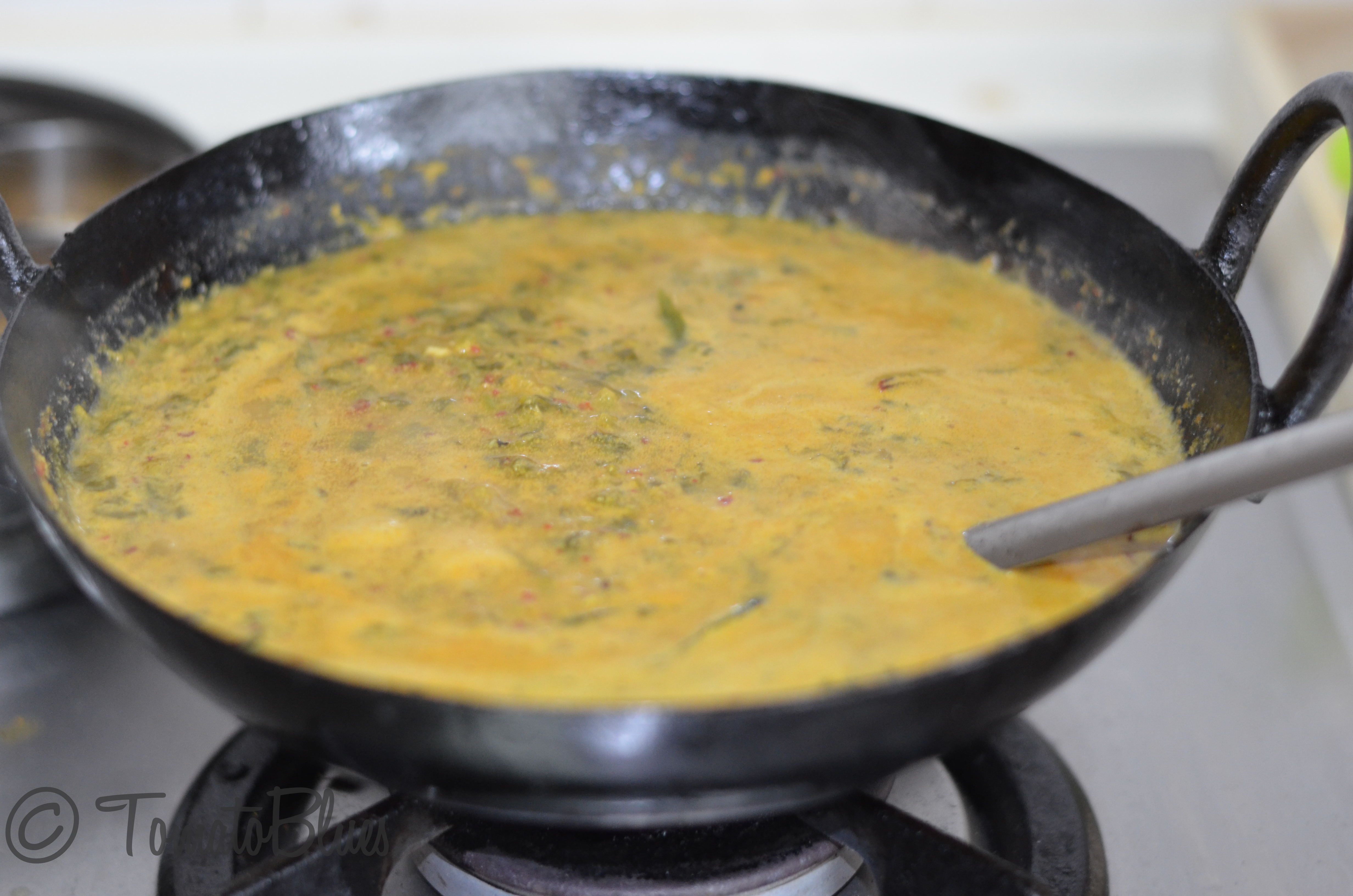 Spinach Ambat Recipe - Tomato Blues