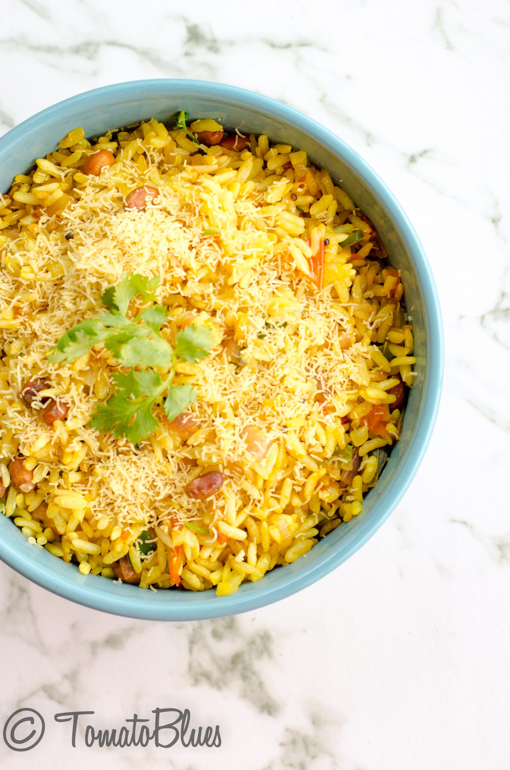 Karnataka Style Mandakki Ogarane Recipe| Pori Upma - Tomato Blues